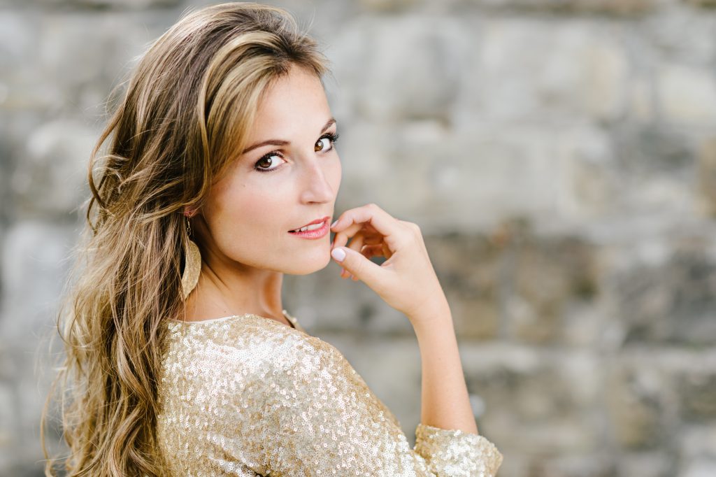 SARAH SCHIFFER Ein neuer Stern am Schlagerhimmel! – Smago