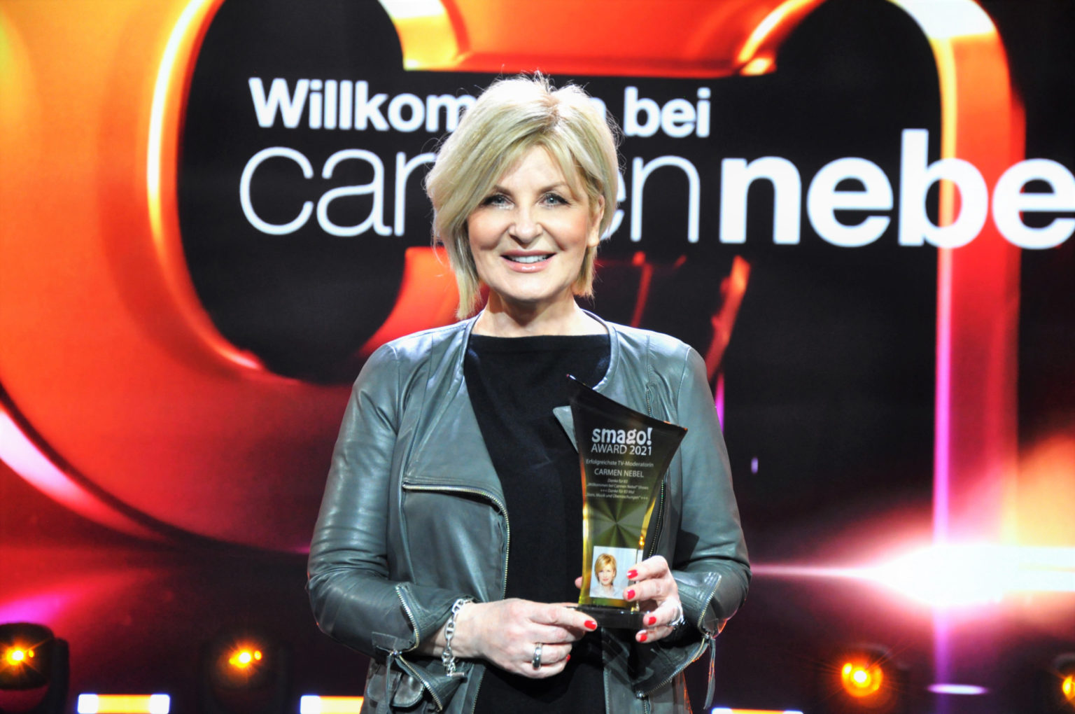 CARMEN NEBEL smago! top-exklusiv vorab: smago! Award für Carmen Nebel! – Smago