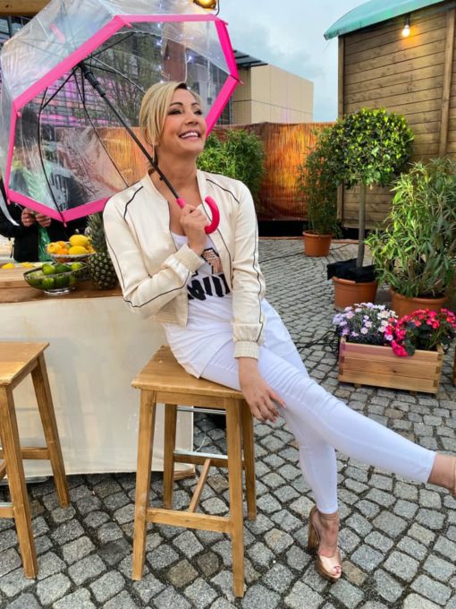 TANJA LASCH Mit „Marie“ zum fünften Mal auf #1 der Radio Charts ...