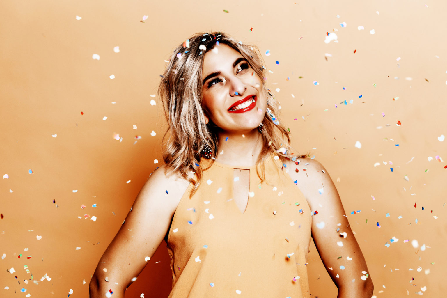 LAURA WILDE “Nonstop ins Glück” und in die Offiziellen Deutschen Album ...