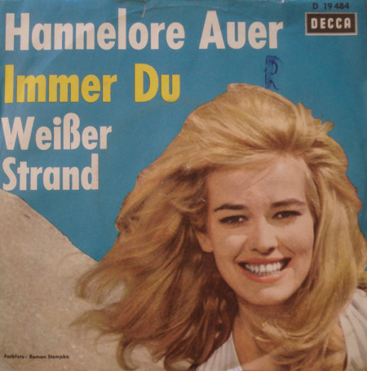 HANNELORE AUER Liebäugelt Heino’s Hannelore – 79-jährig – mit einem ...