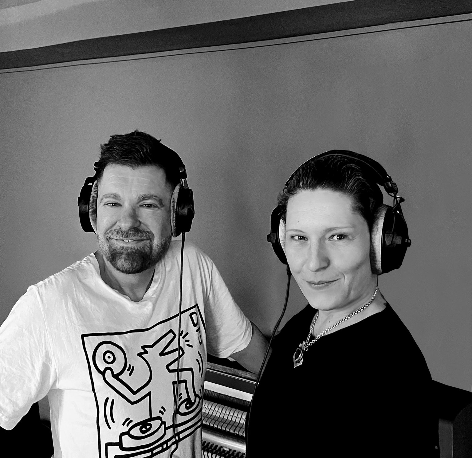 ROSENSTOLZ „Ku’damm 56“: AnNa R. und Peter Plate treffen sich im Studio ...