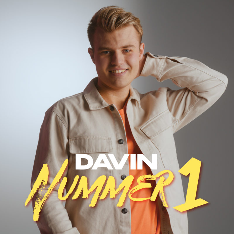DAVIN Der 19-jährige Davin besingt seine „Nummer 1“! – Smago