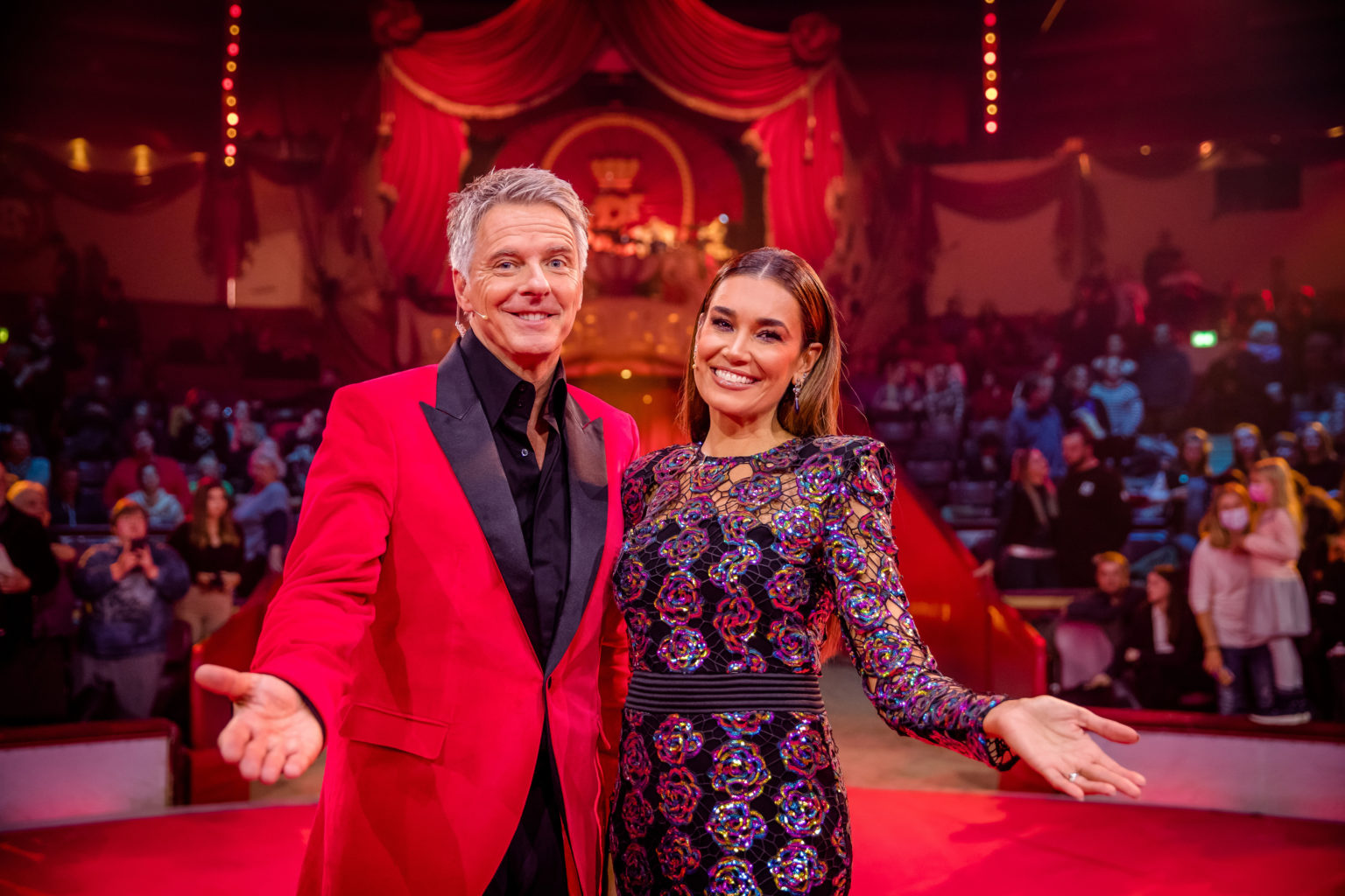 SARAH ENGELS Sarah Engels meldet sich mit neuem Song „Para siempre (Für ...