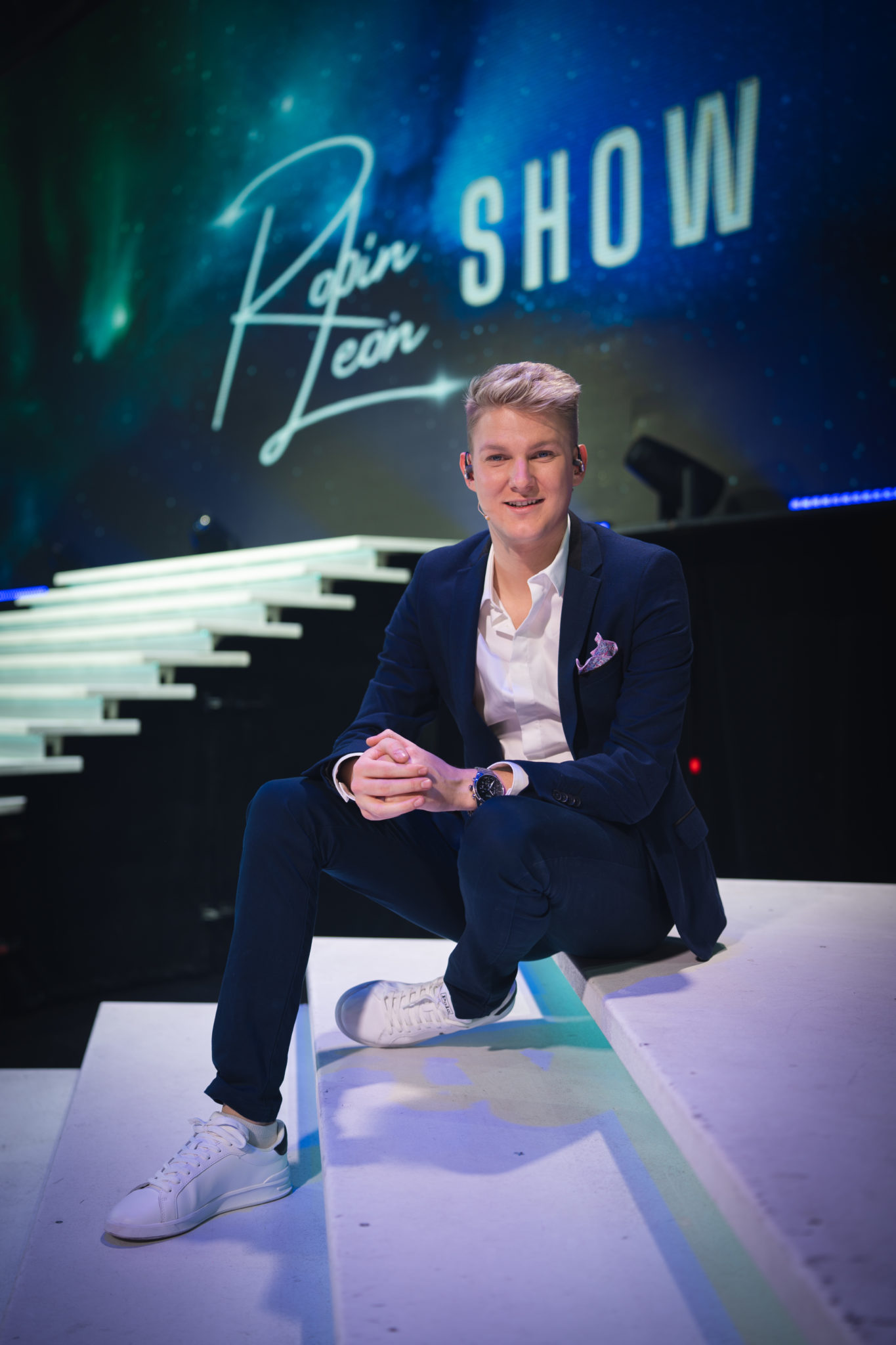 ROBIN LEON Die 1. Ausgabe der „Robin Leon Show“ ist im Kasten! – Smago