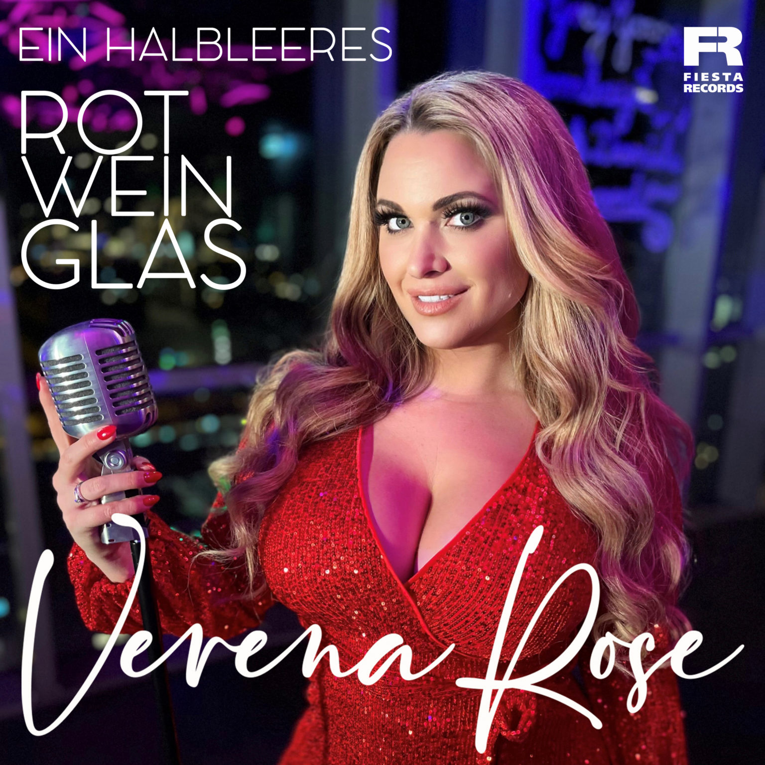 VERENA ROSE Verena Rose besingt „Ein halbleeres Rotweinglas“! – Smago