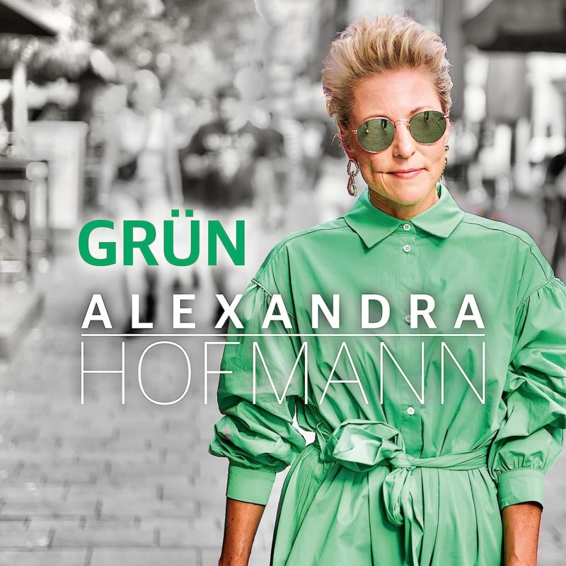 ALEXANDRA HOFMANN “Hier kommt Alex” – Smago