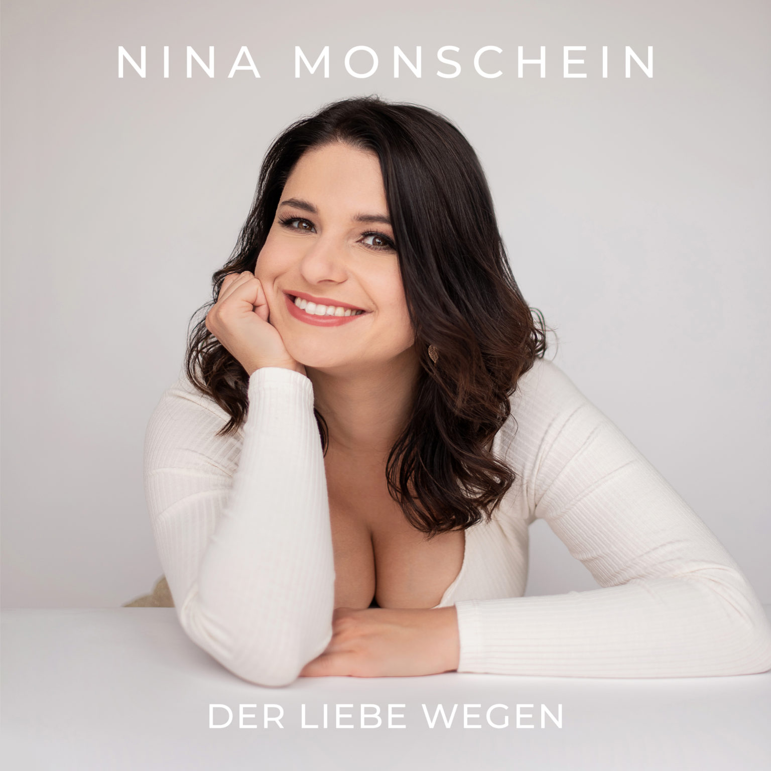 NINA MONSCHEIN „Der Liebe wegen“ ist eine „Liebeserklärung an den Schlager in all seinen ...