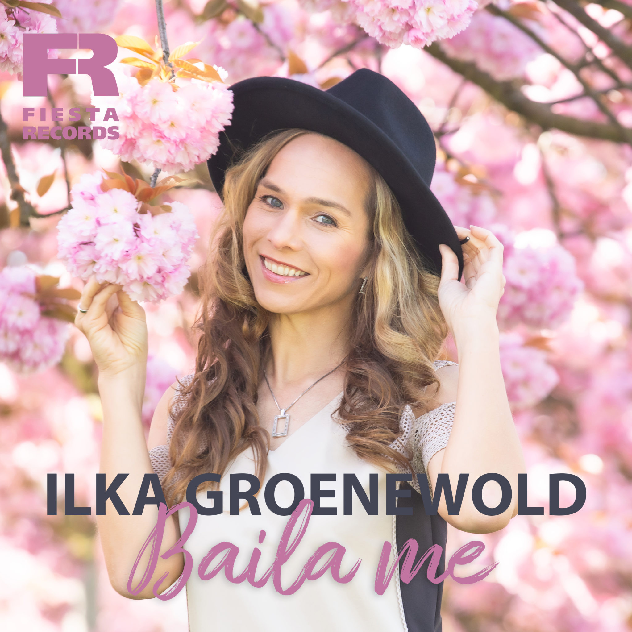 ILKA GROENEWOLD Mit „Baila me“ will sie im Rennen um den Sommerhit ’24 ...