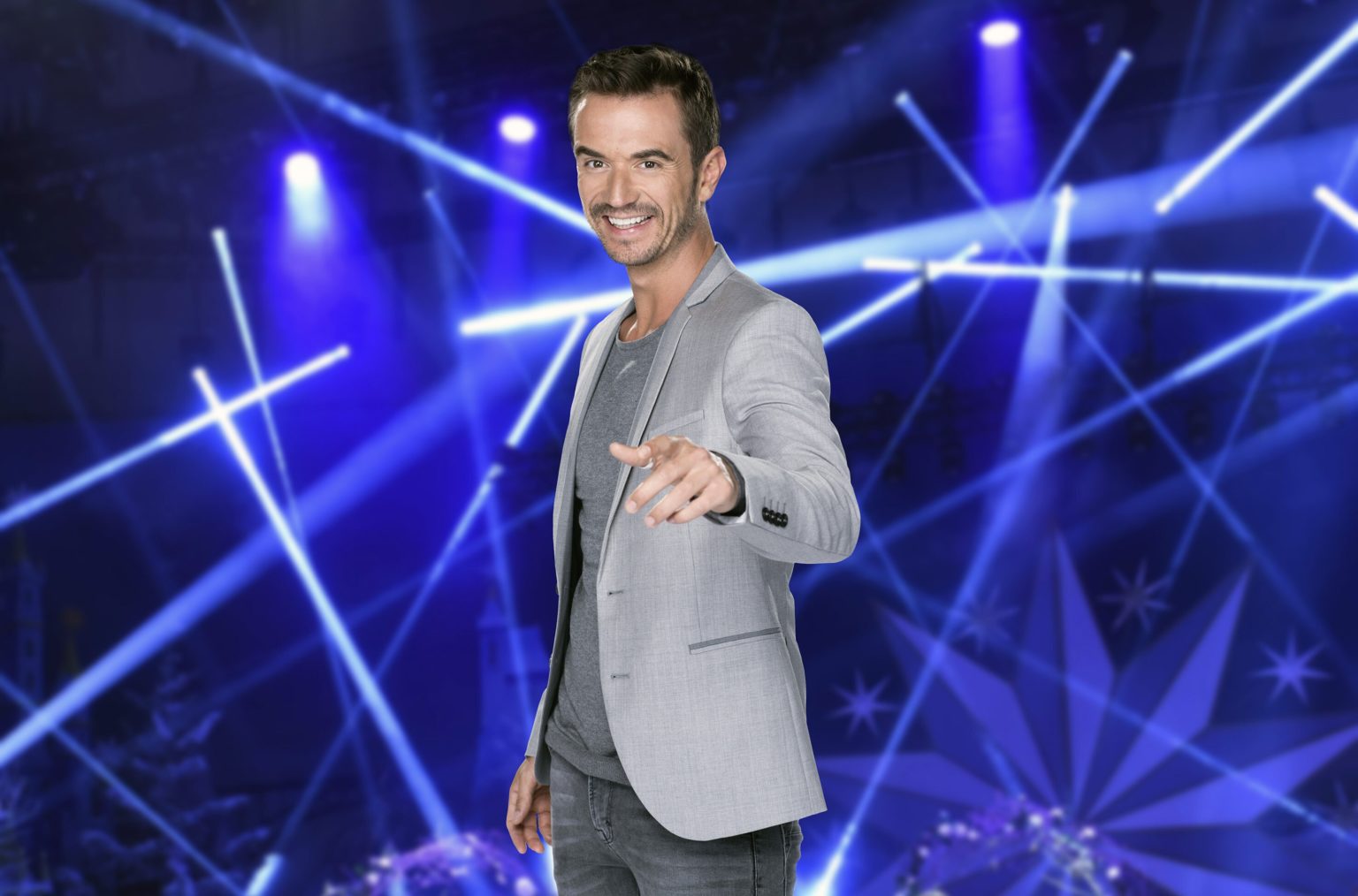 FLORIAN SILBEREISEN Am 31.12.2024 steigt der „Silvester-Schlagerbooom 2025 LIVE – Die ...