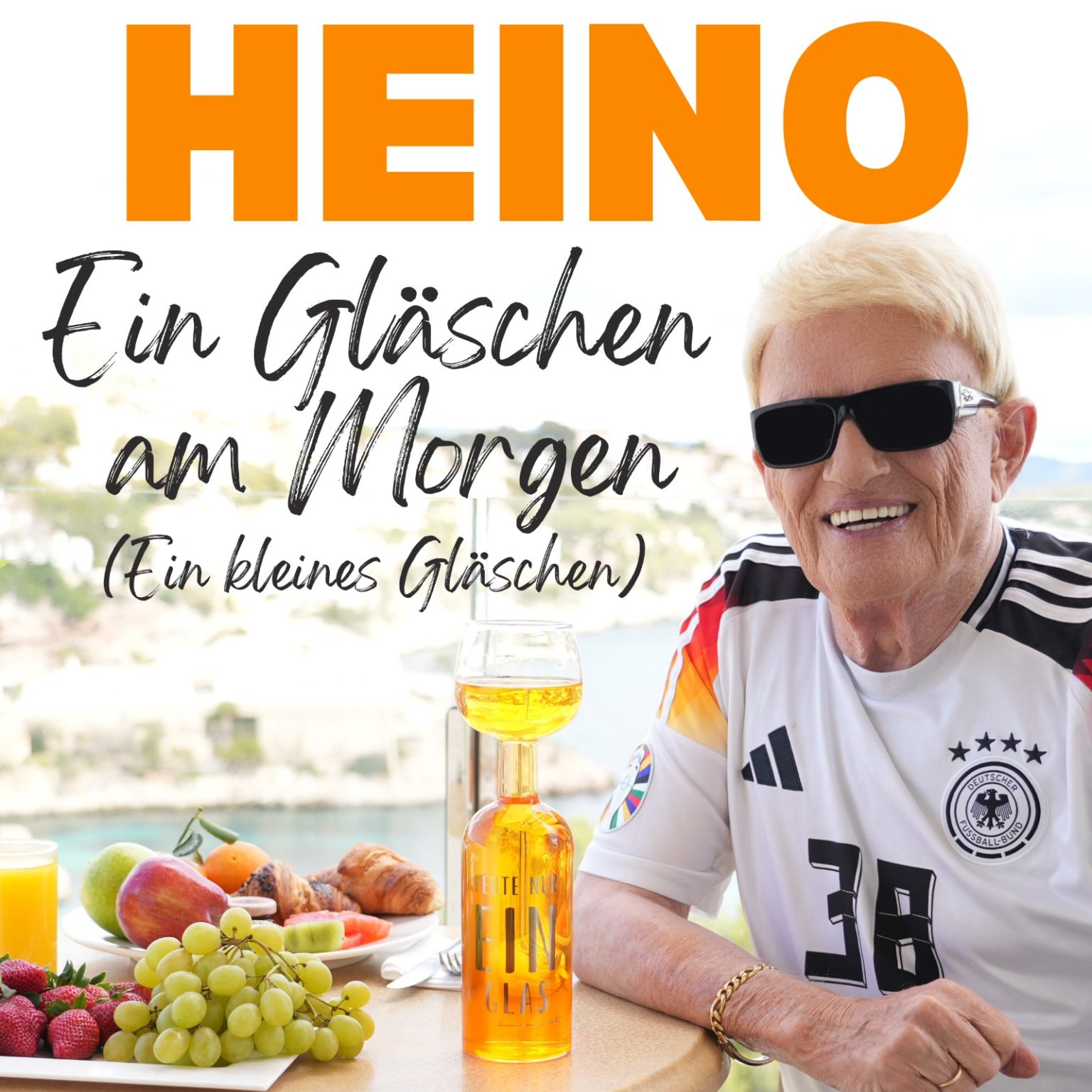 HEINO Live-Premiere seines neuen Songs „Ein Gläschen am Morgen (Ein ...