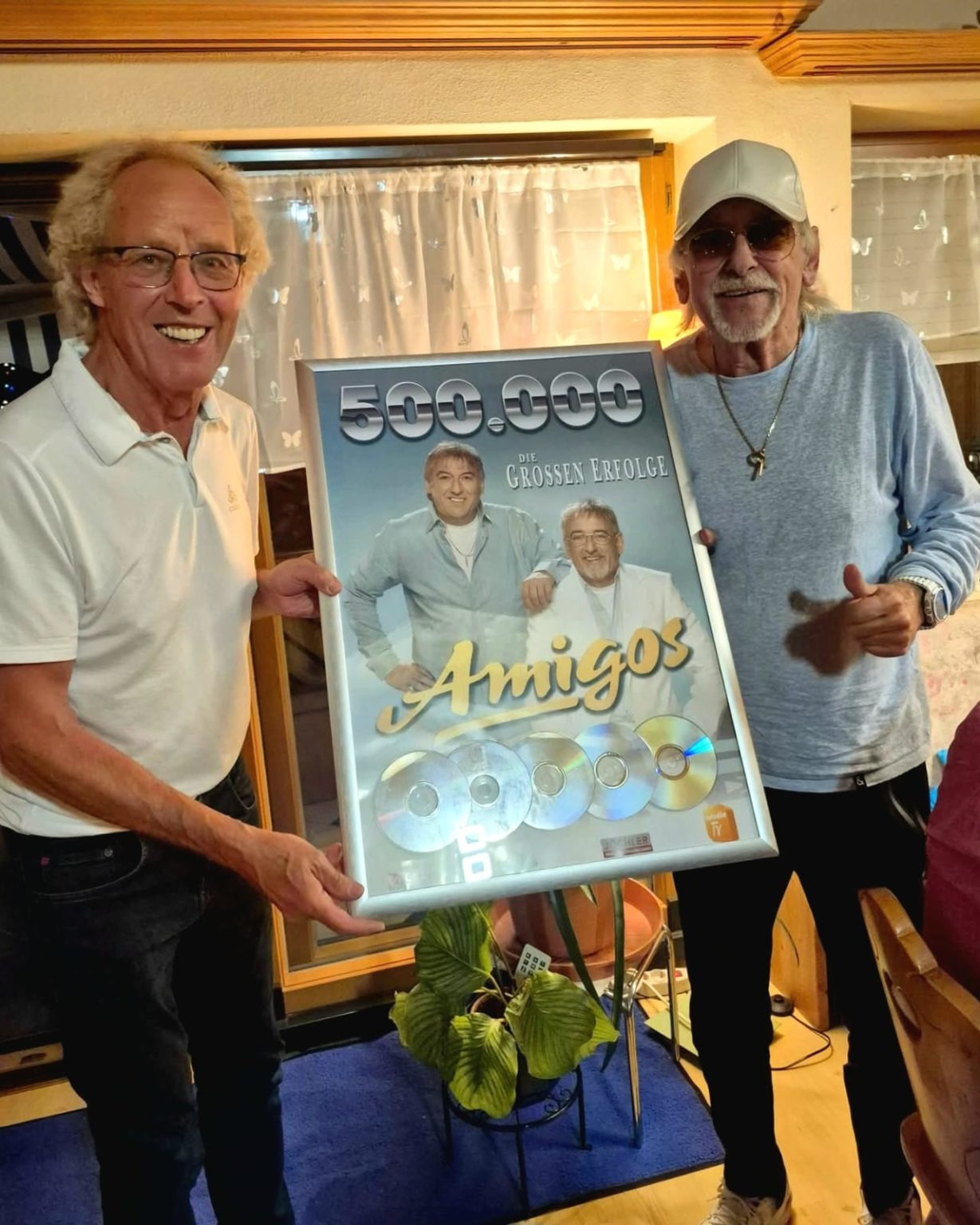 AMIGOS smago! top-exklusiv: 5-fach Gold für „Die großen Erfolge“! – Smago