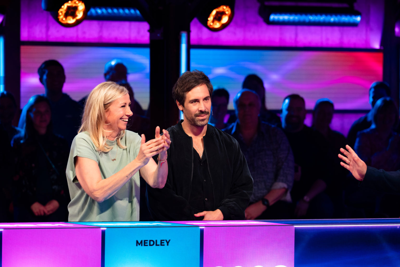 ANDREA KIEWEL, MAX GIESINGER, SABRINA SETLUR u.a. „Hitster“ mit Elton ...